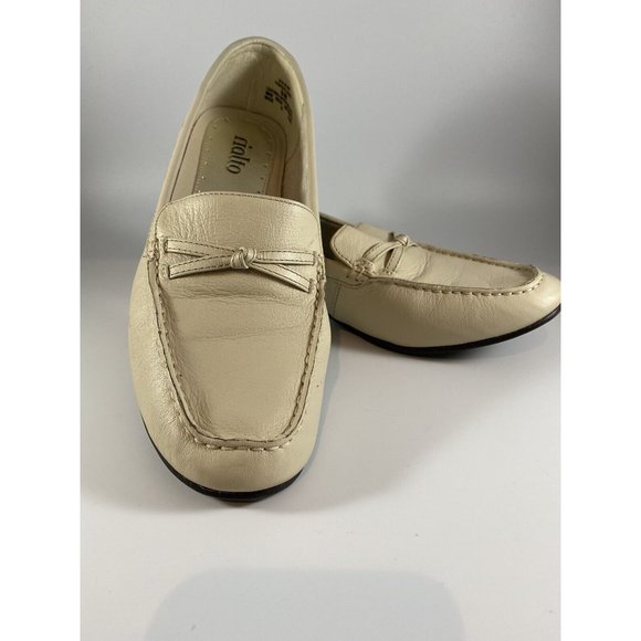 Rialto | Shoes | Rialto Claire Leather Womens Shoes Size 9m Cream Color ...